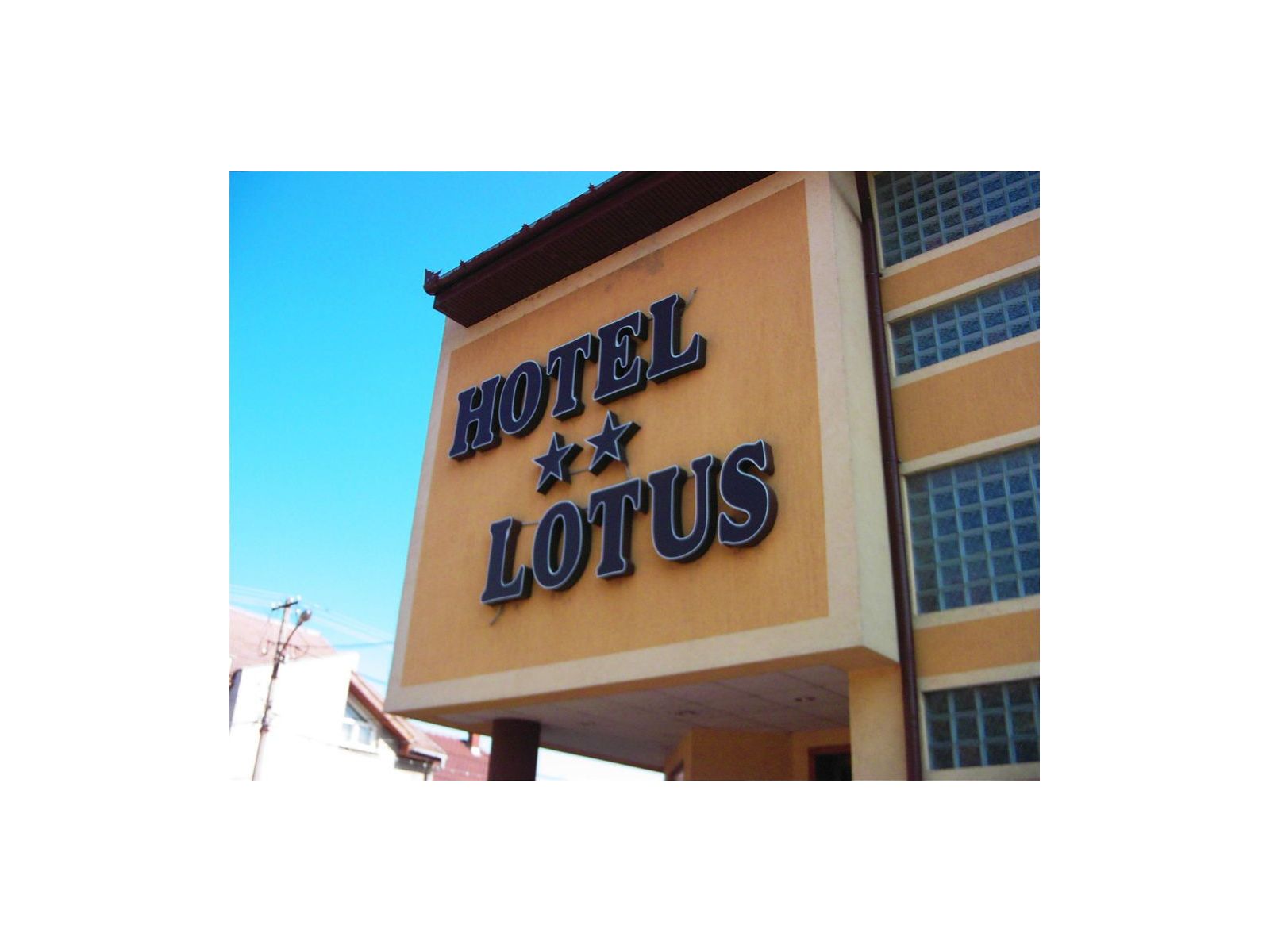 Hotel Lotus, Arad orasTel: 025725******