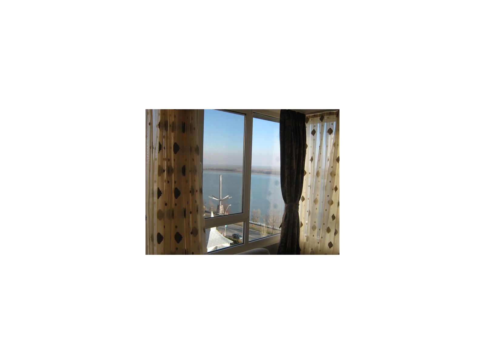 Hotel Royale, Galati orasTel: 075105******