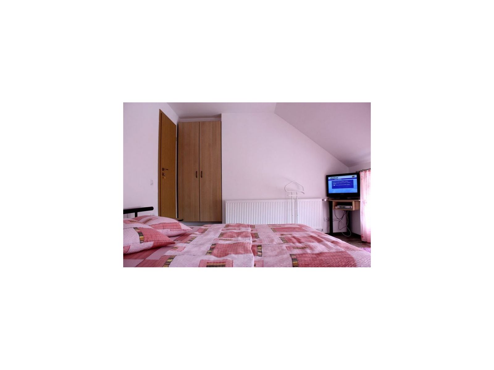 Vila Paltinis, Arena PlatosTel: 074254******