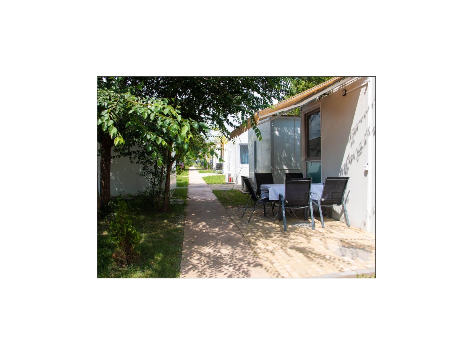 Campingul Bucuria, Eforie NordTel: 073450******