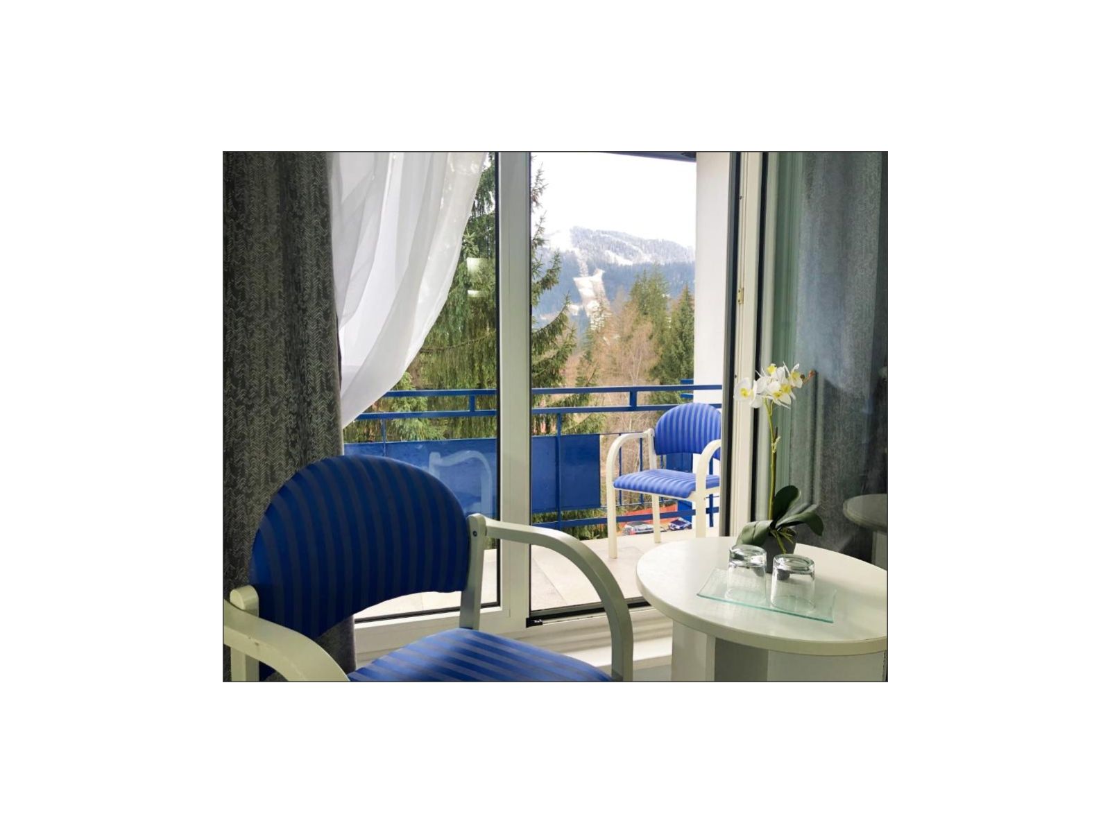 Hotel Soimul, Poiana BrasovTel: 076662******