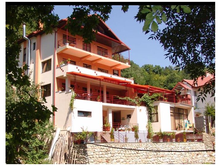 Hotel Holiday Maria, Baile HerculaneTel: 074093******