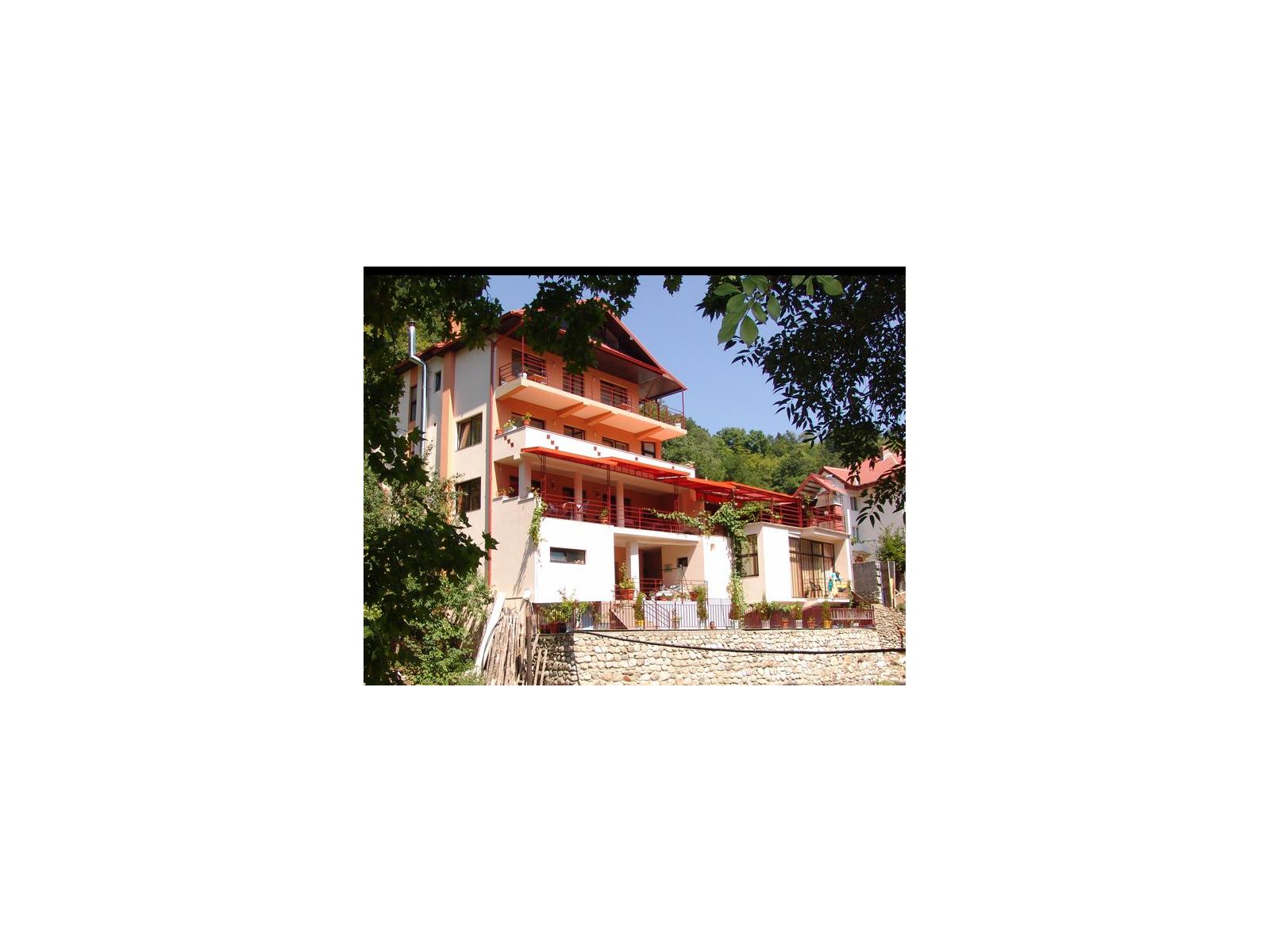 Hotel Holiday Maria, Baile HerculaneTel: 074093******